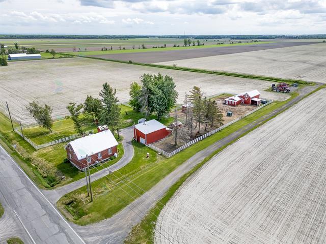 For sale: 203 Ch. St-Emmanuel, Coteau-du-Lac, Quebec J0P1B0 - 23075281 ...