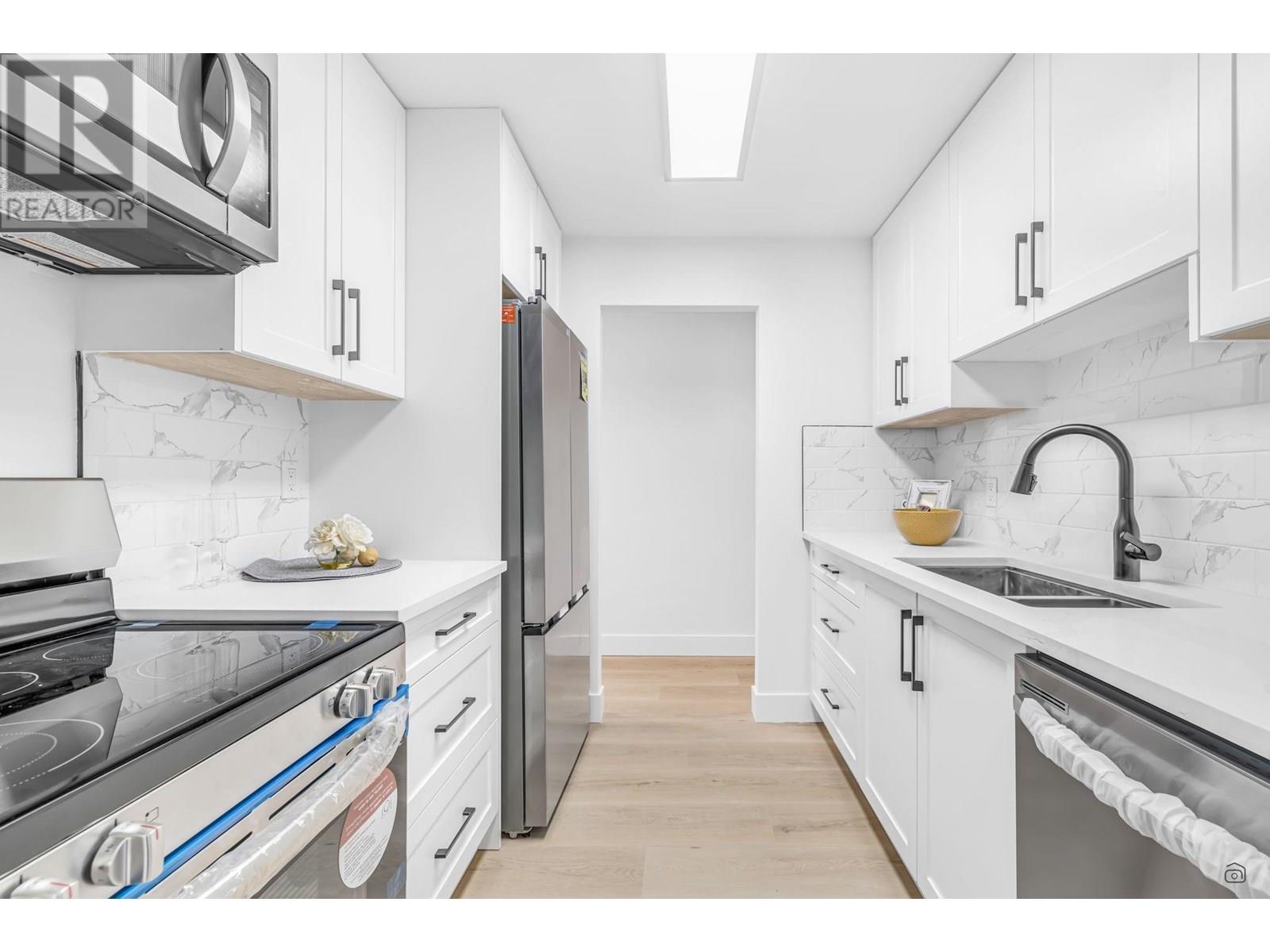 À vendre : 505 6651 MINORU BOULEVARD, Richmond, Colombie-Britannique ...