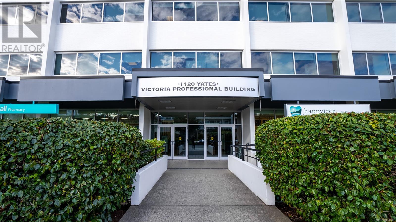 For lease: 17B 1120 Yates St, Victoria, British Columbia V8V3M9 ...