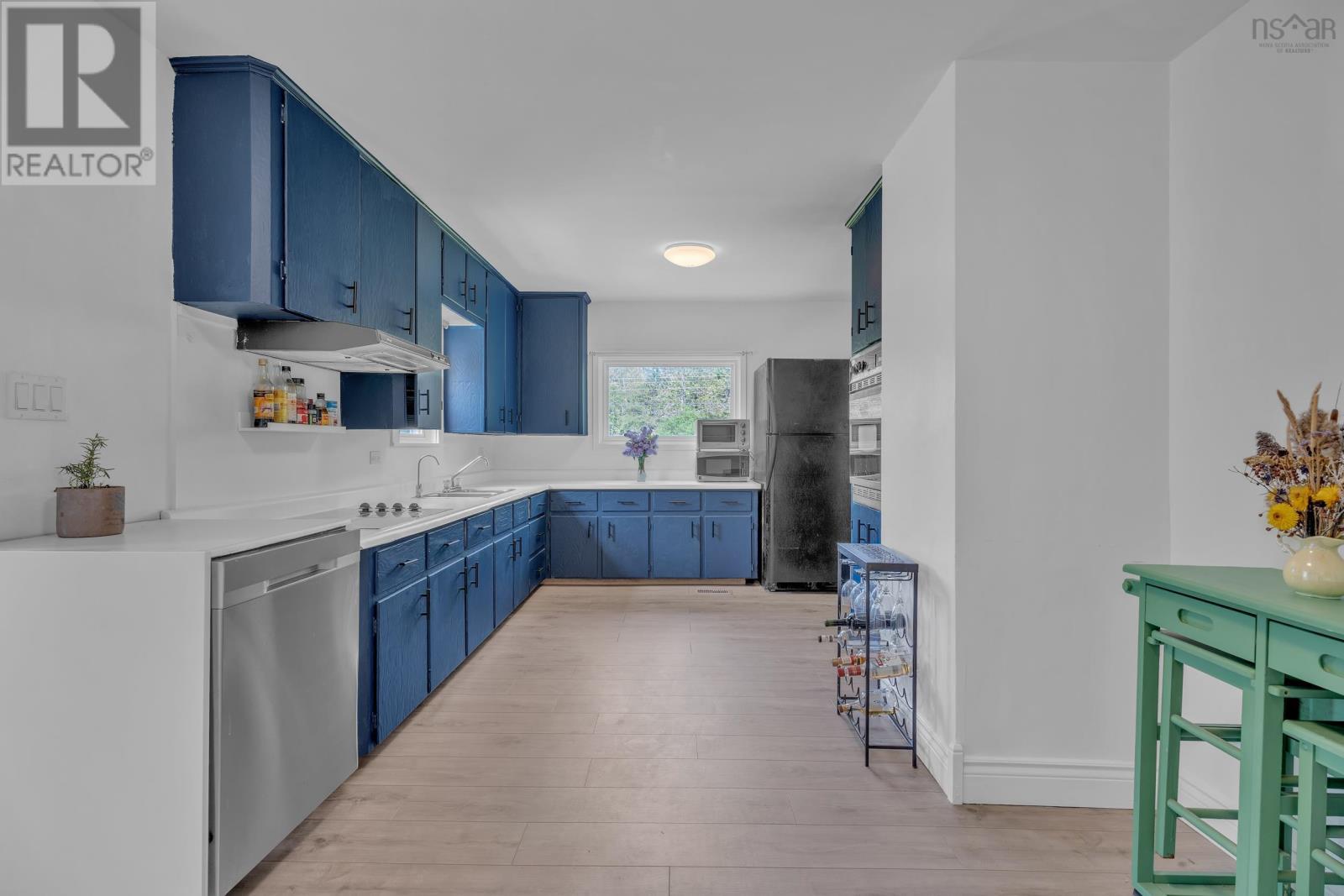 For sale: 6024 Highway 354, Kennetcook, Nova Scotia B0N1T0 - 202514323 ...