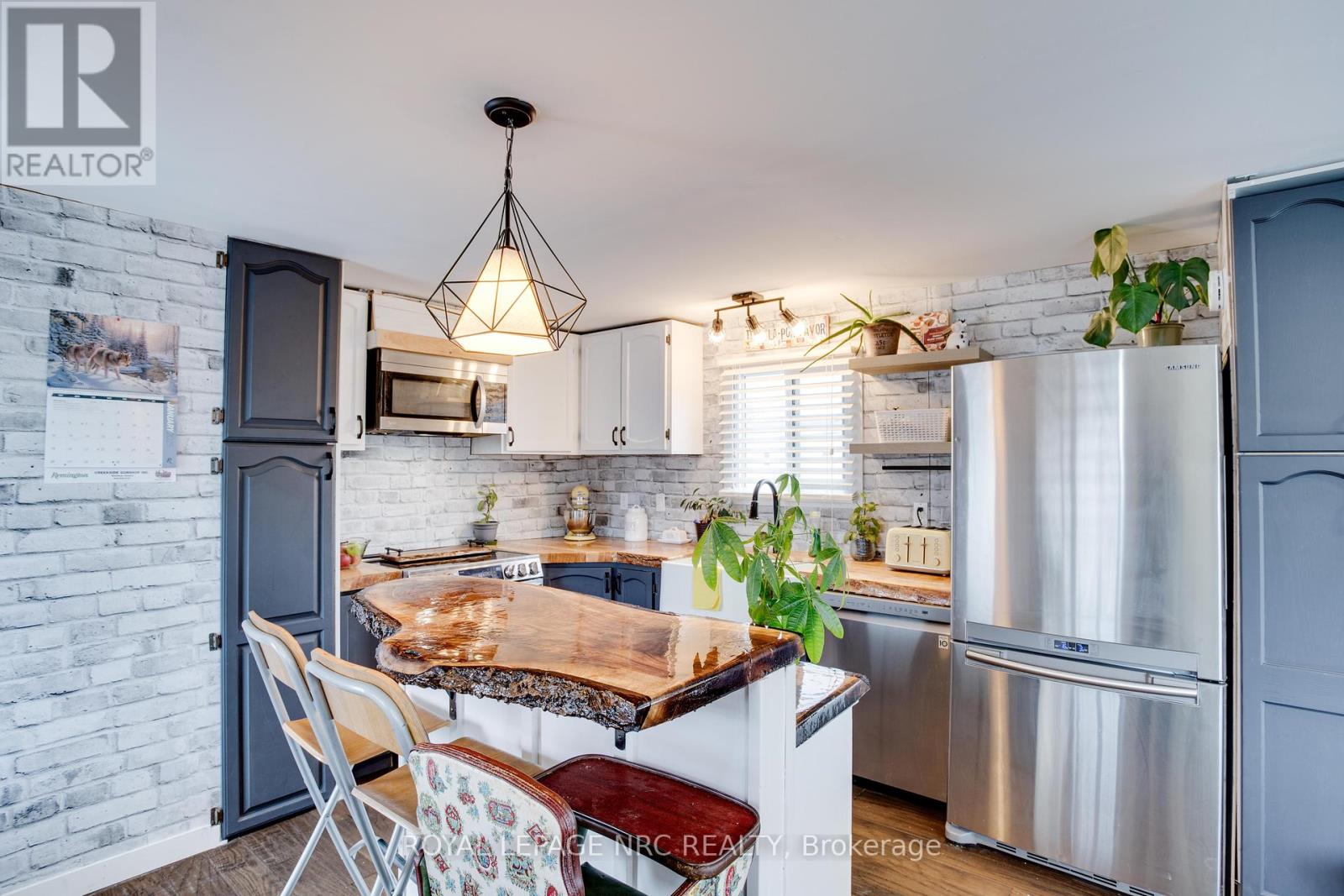 For sale: 297 - 241 ST. PAUL STREET W, St. Catharines (Western Hill ...