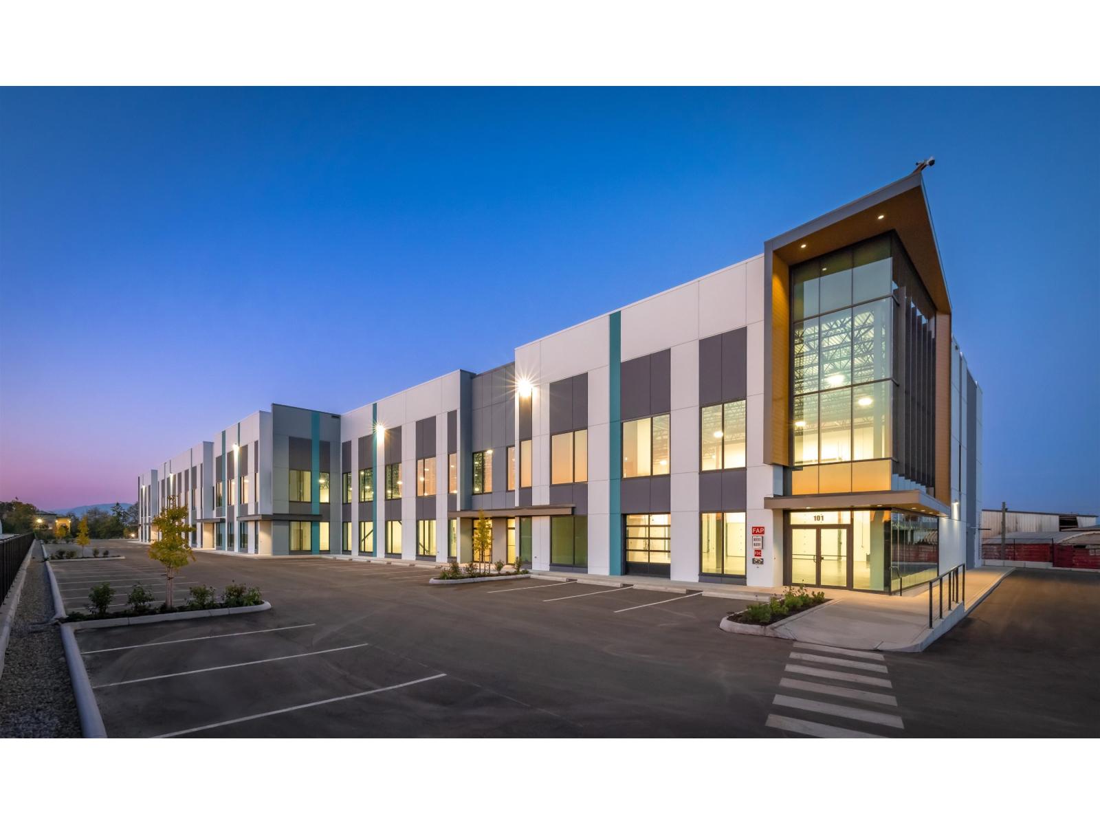 For sale: 101-108 12939 ANVIL WAY, Surrey, British Columbia V3W2X8 ...