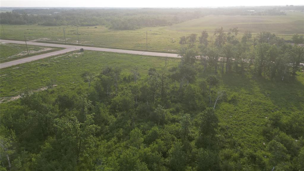 For sale: 16 Jays Hollow Bay, Kleefeld, Manitoba R0A1V0 - 202514993 ...