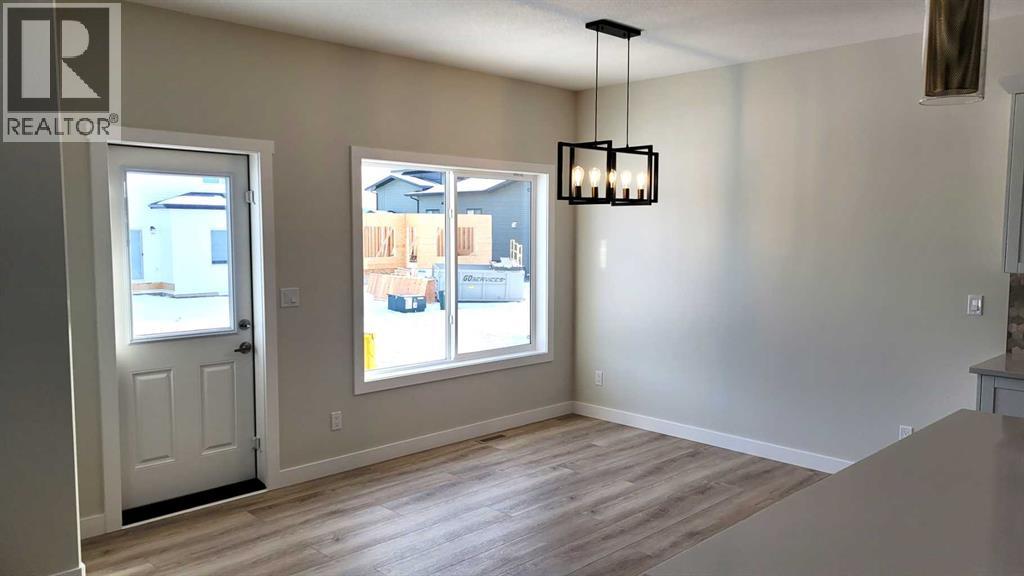 For sale: 53 Emmett Crescent, Red Deer, Alberta T4P3G8 - A2182273 ...