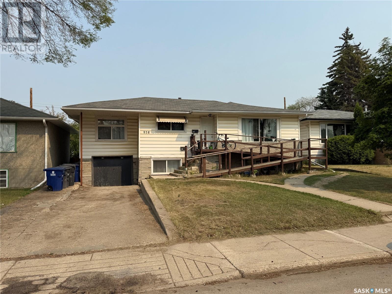 For sale: 938 P AVENUE N, Saskatoon, Saskatchewan S7L2W6 - SK009219 ...