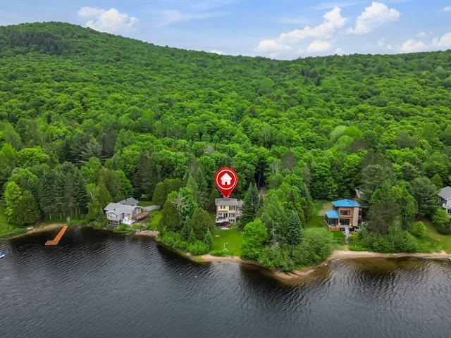 For sale: 921 Ch. du Lac-de-la-Sucrerie, Amherst, Quebec J0T2T0 ...