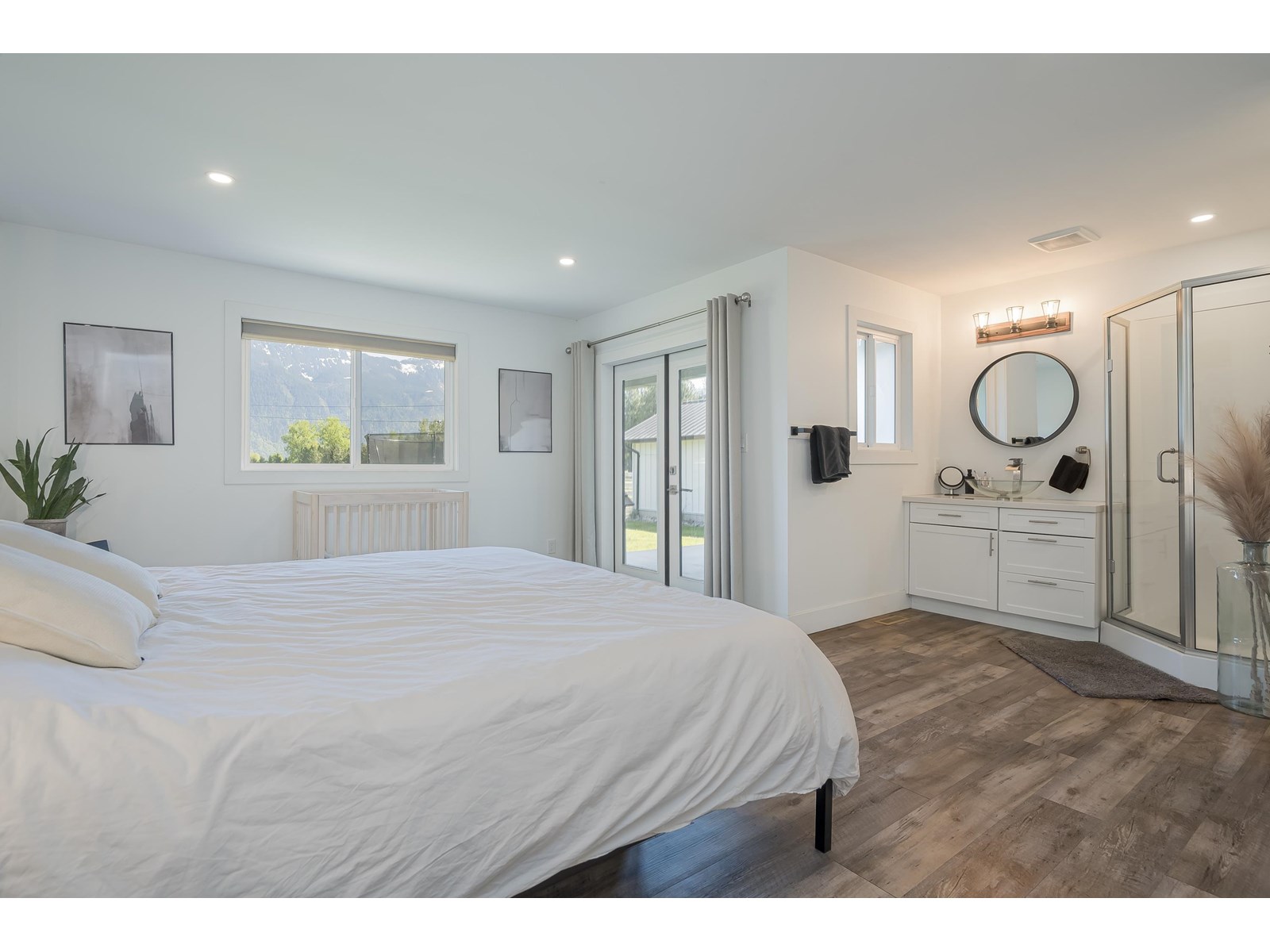 For sale: 1716 AGASSIZ AVENUE, Agassiz, Agassiz, British Columbia V0M1A3 - R2998181 | REALTOR.ca