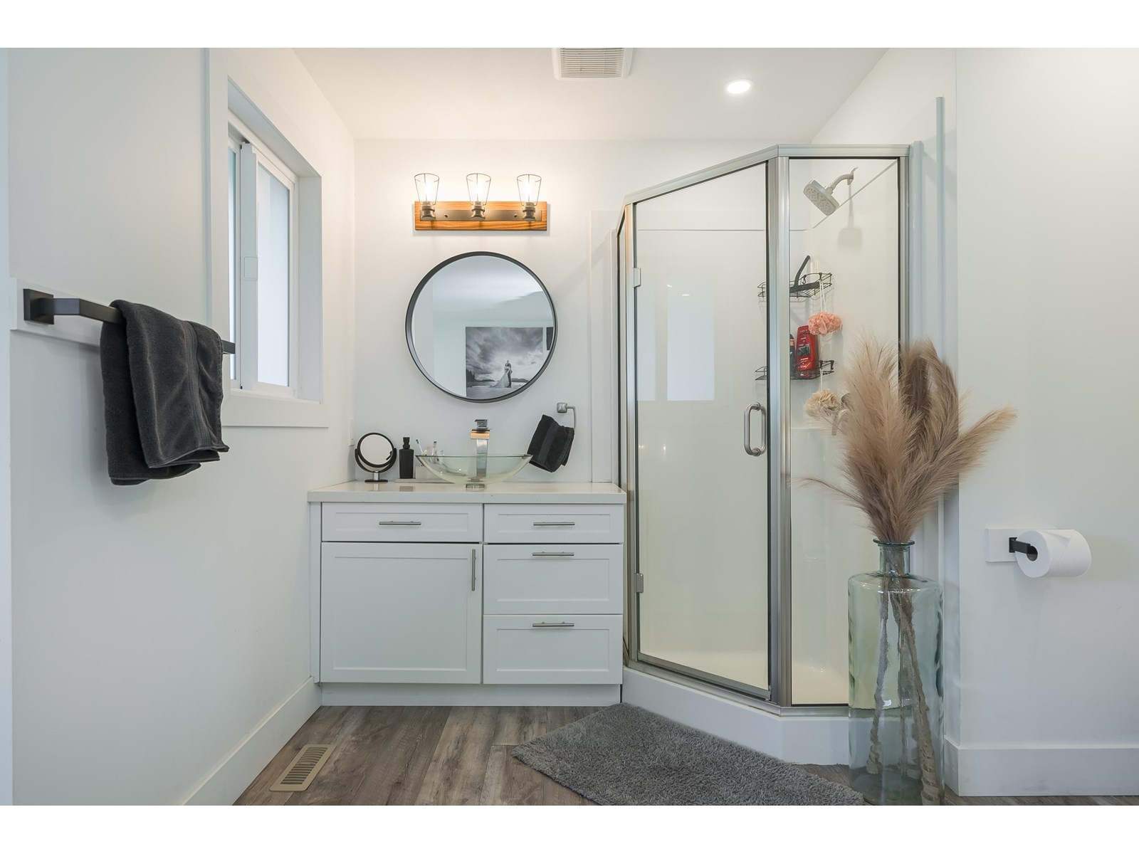 For sale: 1716 AGASSIZ AVENUE, Agassiz, Agassiz, British Columbia V0M1A3 - R2998181 | REALTOR.ca