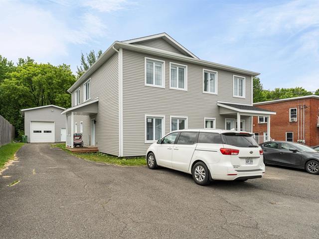 For sale: 113 Rue Oliver, Cowansville, Quebec J2K1H7 - 24592111 ...