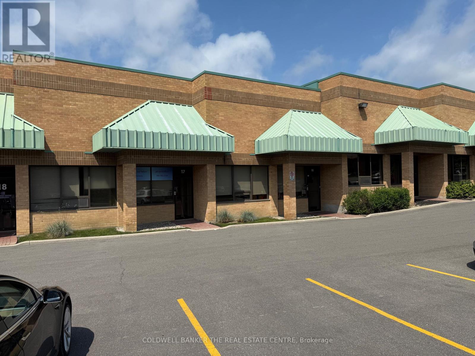 À louer : 16/17 - 17075 LESLIE STREET, Newmarket (Newmarket Industrial ...