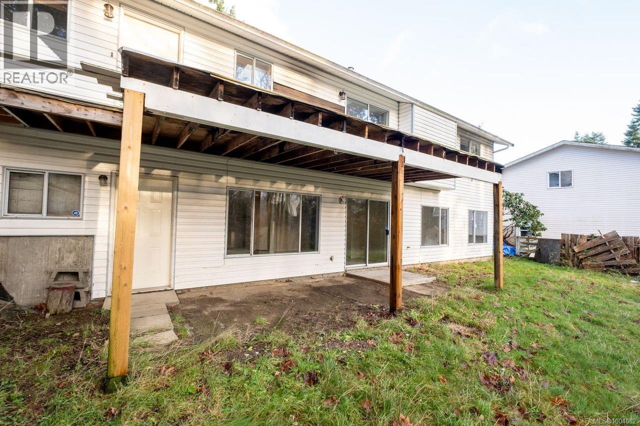 For sale: 1526 Stag Rd, Campbell River, British Columbia V9W6E4 ...