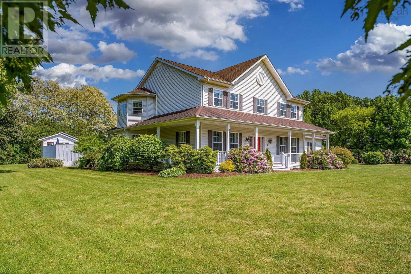 For sale: 8 Horsburgh Drive, Berwick, Nova Scotia B0P1E0 - 202515257 ...