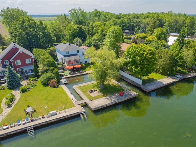 For sale: 289 Ch. du Bord-de-l'Eau, Sainte-Barbe, Quebec J0S1P0 ...