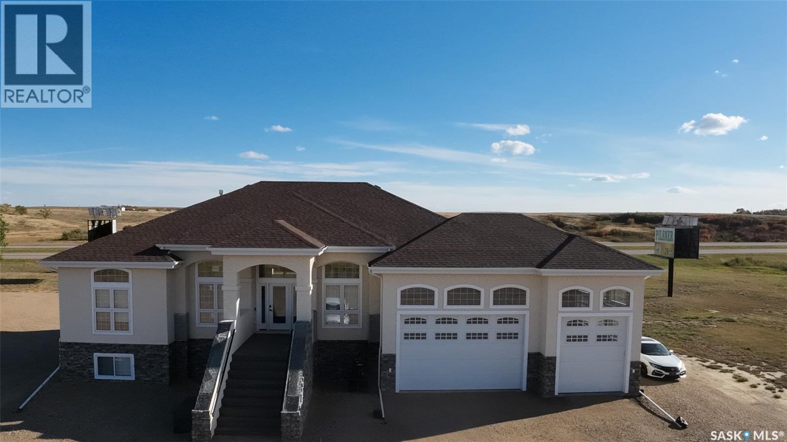 For sale: Natalie Acres, Waldeck, Saskatchewan S0H4J0 - SK011160 ...