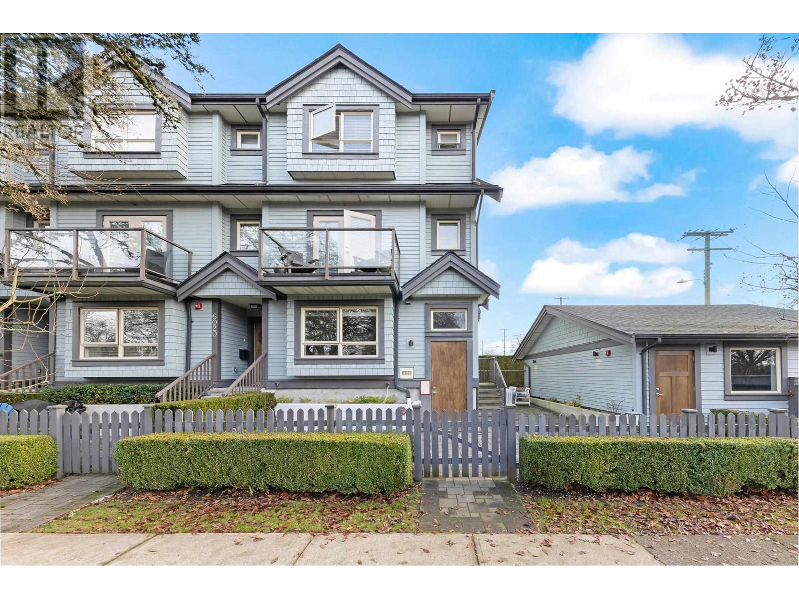 For sale: 6030 PRINCE EDWARD STREET, Vancouver, British Columbia V5W2X9 ...