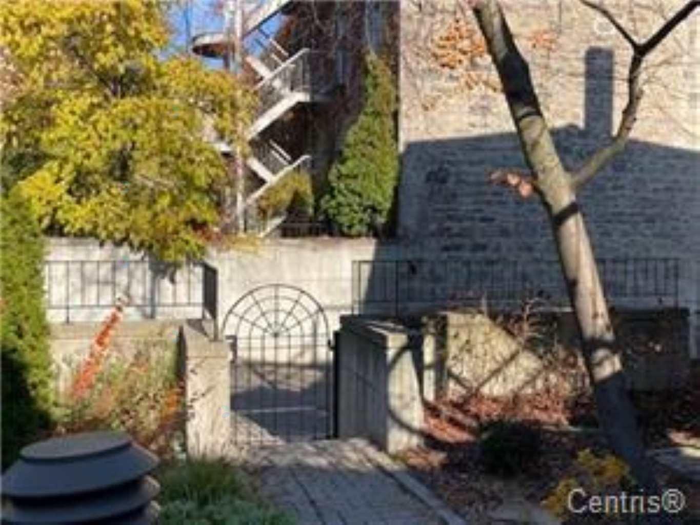 For sale: 73 Rue St-Norbert, #14, Montréal (Ville-Marie), Quebec H2X1G5 ...