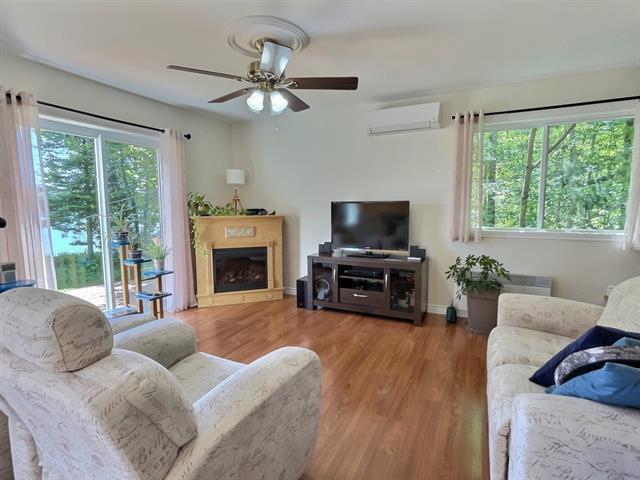 À vendre : 60 Ch. Tourangeau, Grand-Remous, Québec J0W1E0 - 25027162 ...