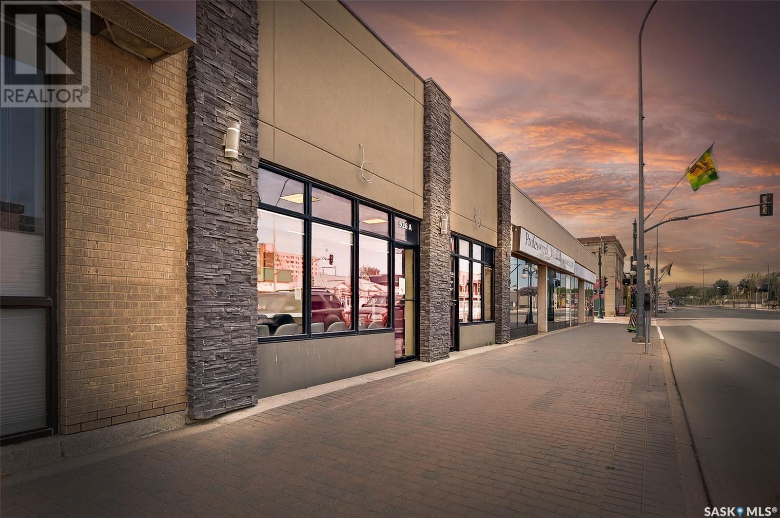 For sale: 526 Main STREET N, Moose Jaw, Saskatchewan S6H3K3 - SK011650 ...