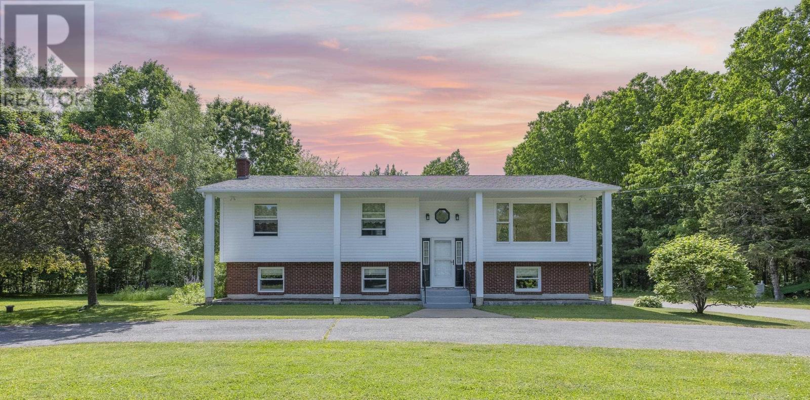 1803 Gerald Drive Drive, Coldbrook, Nova Scotia B4R1A3 | REALTOR.ca