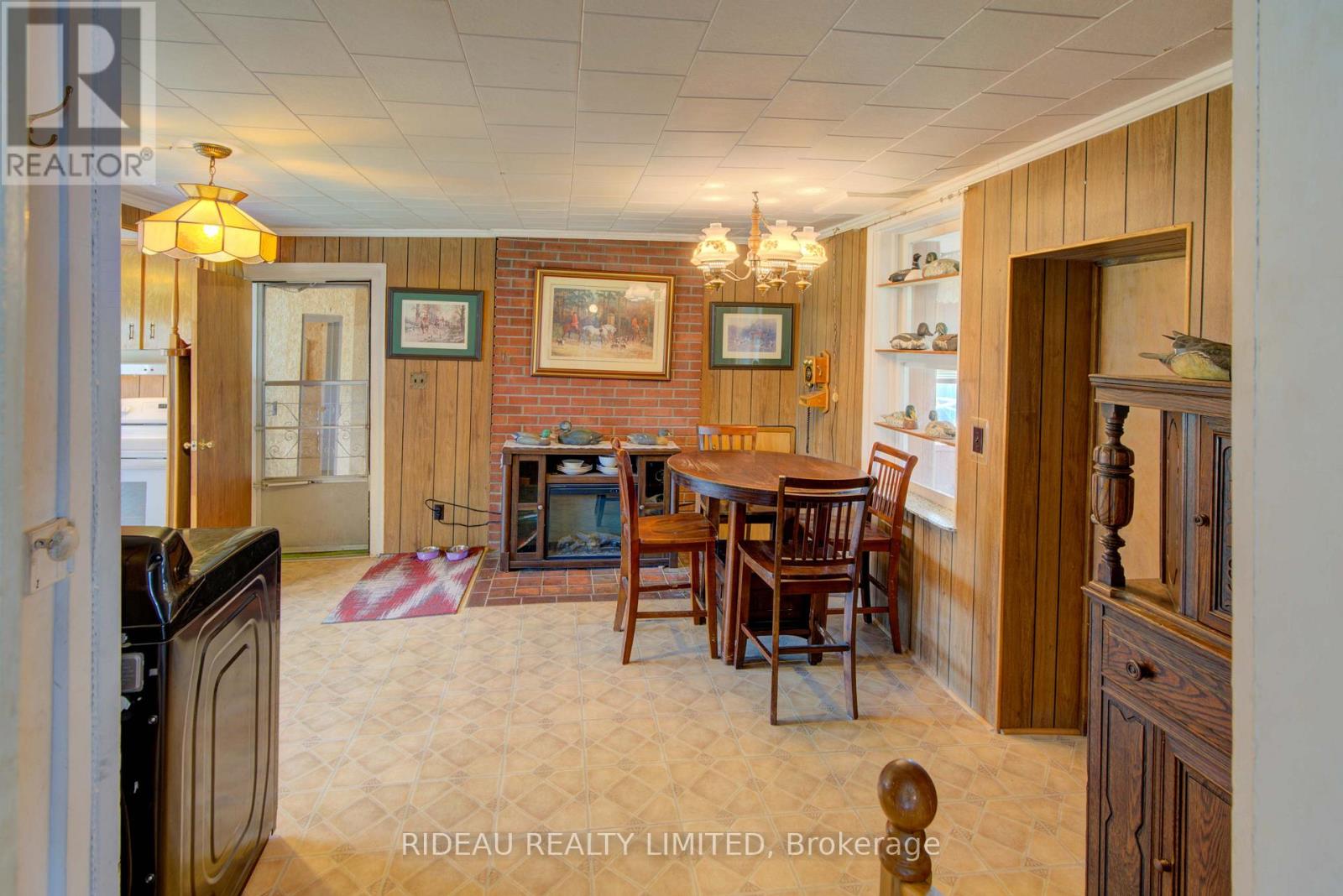 For sale: 2403 FORFAR ROAD, Rideau Lakes, Ontario K0G1V0 - X12266686 ...