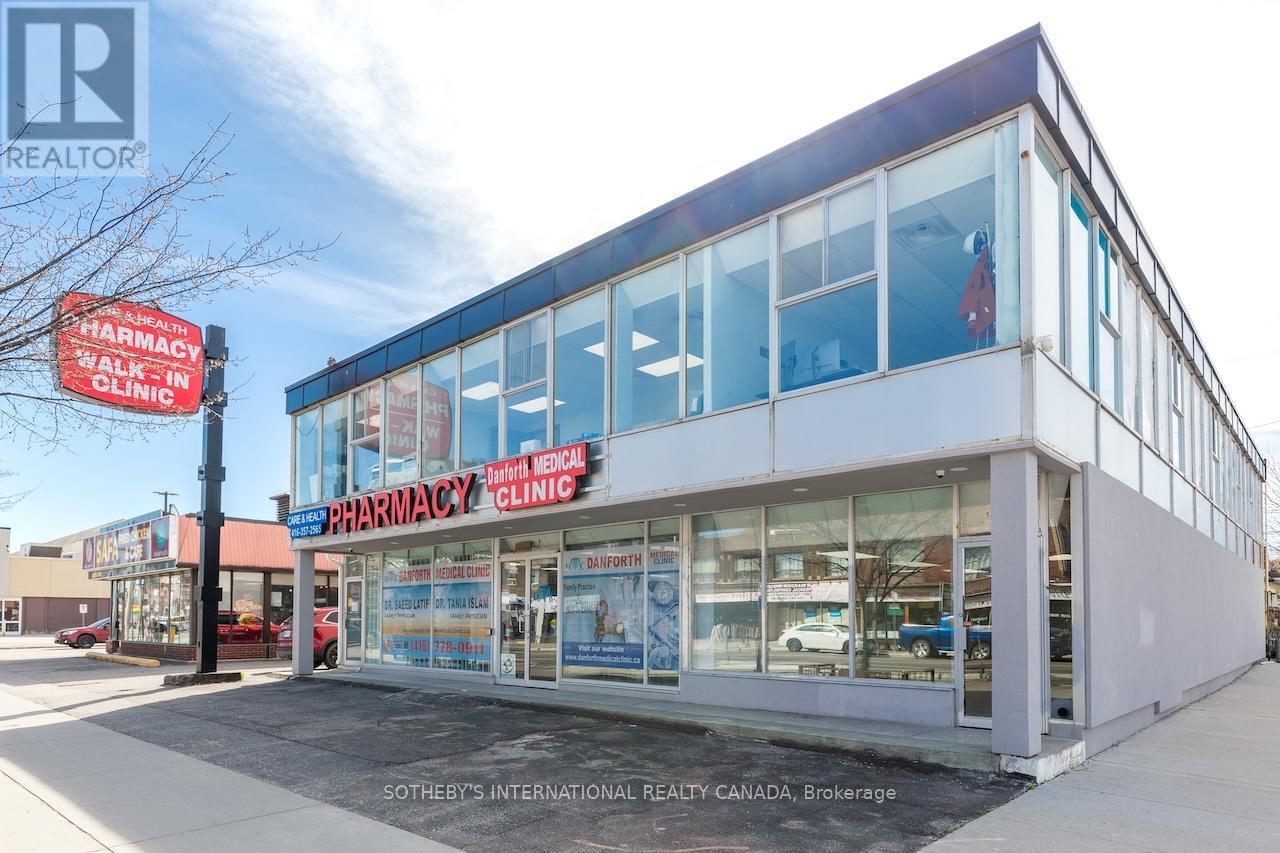 For lease: 2921 DANFORTH AVENUE, Toronto (East End-Danforth), Ontario ...