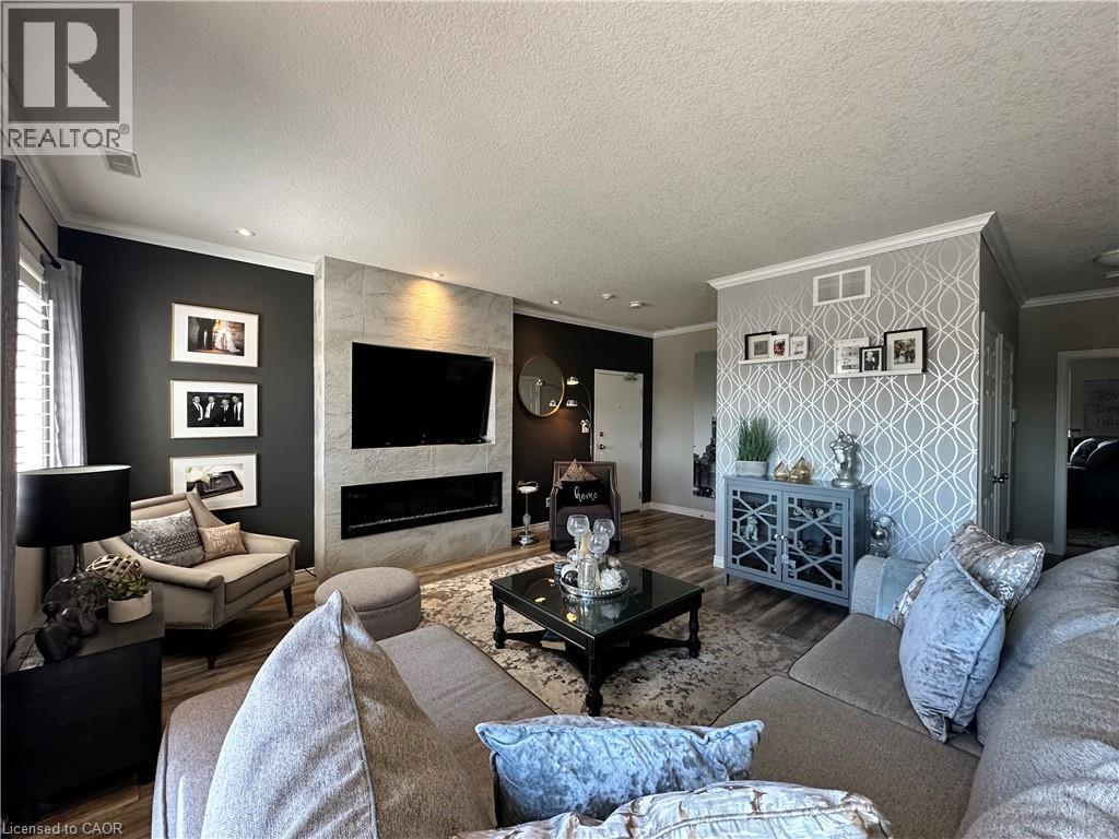 For sale: 111 SOUTH CAYUGA Street E Unit# 25, Dunnville, Ontario N1A0B5 ...