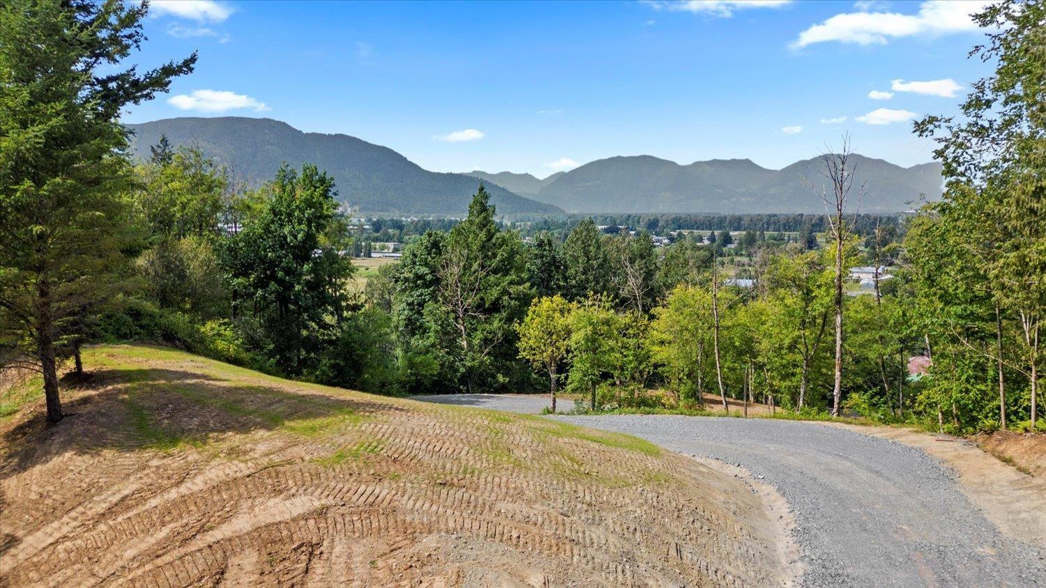 For sale: 42195 MAJUBA HILL ROAD, Majuba Hill, Chilliwack, British ...