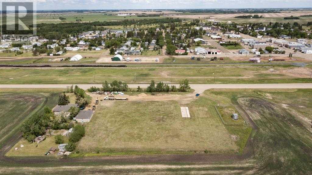 For sale: 1B Highway 13 Avenue, Daysland, Alberta T0B1A0 - A2238665 ...