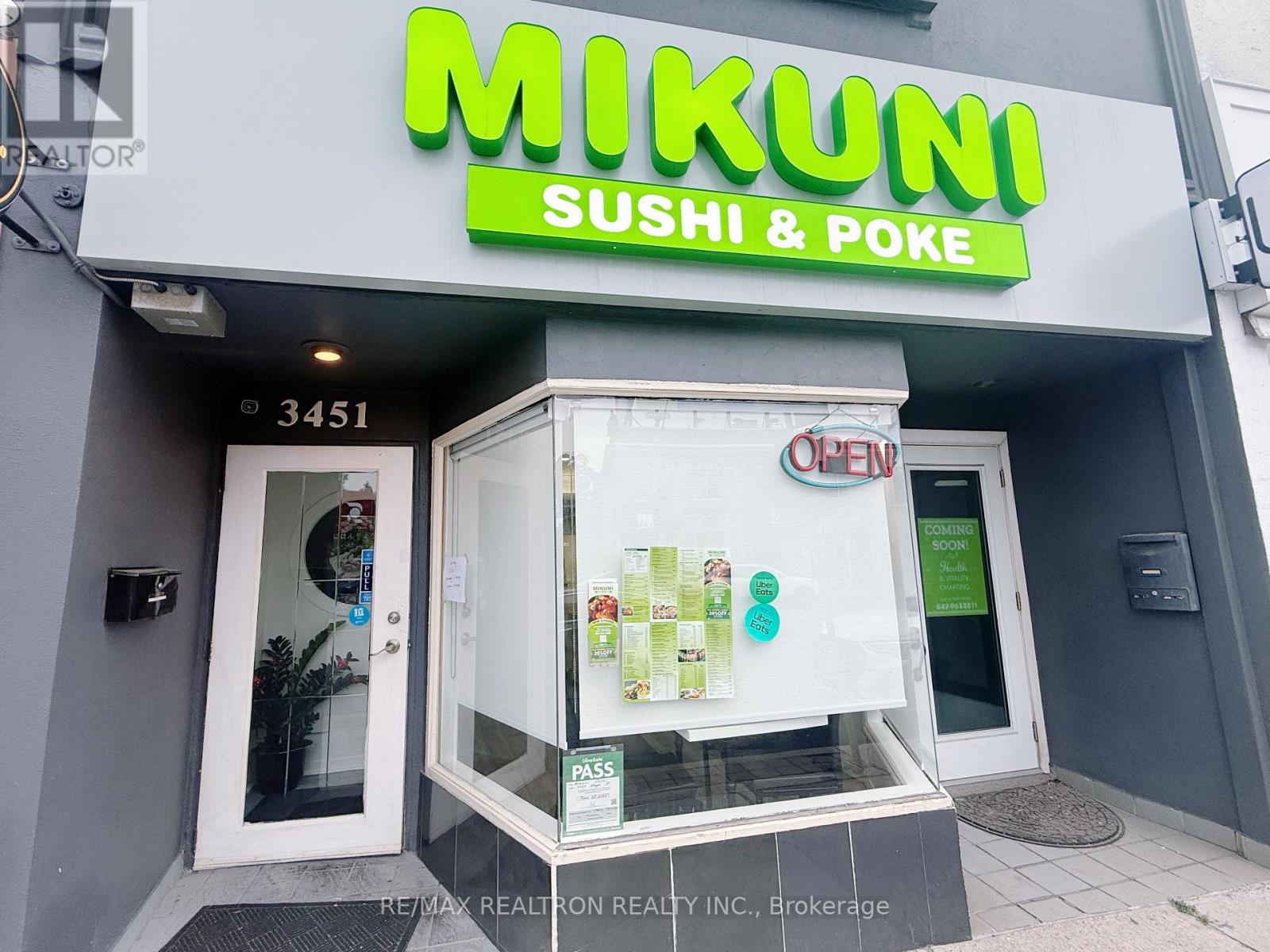 For sale: 3451 YONGE STREET, Toronto (Lawrence Park North), Ontario ...