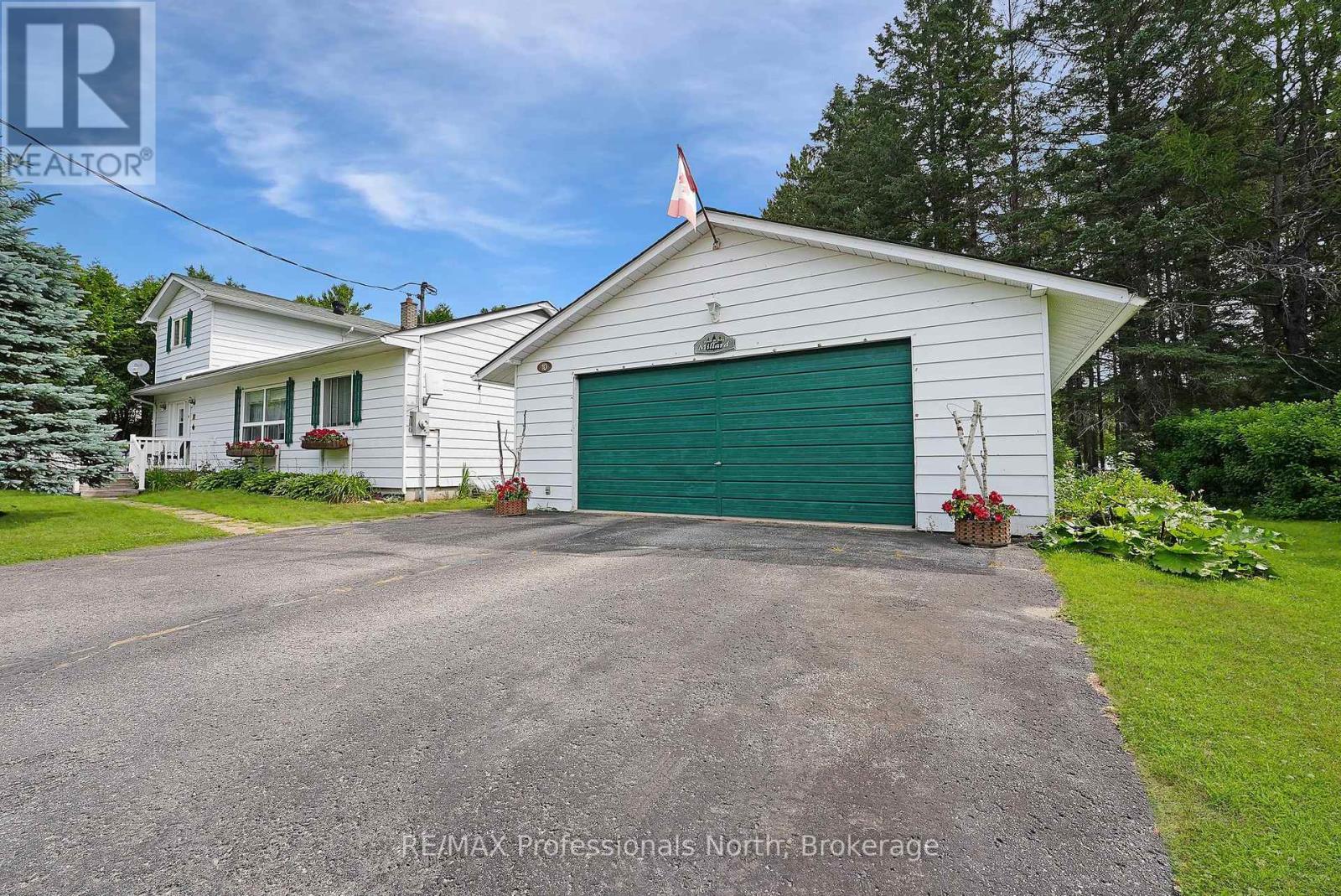 For sale: 10 STOUFFER STREET, Minden Hills (Minden), Ontario K0M2K0 ...