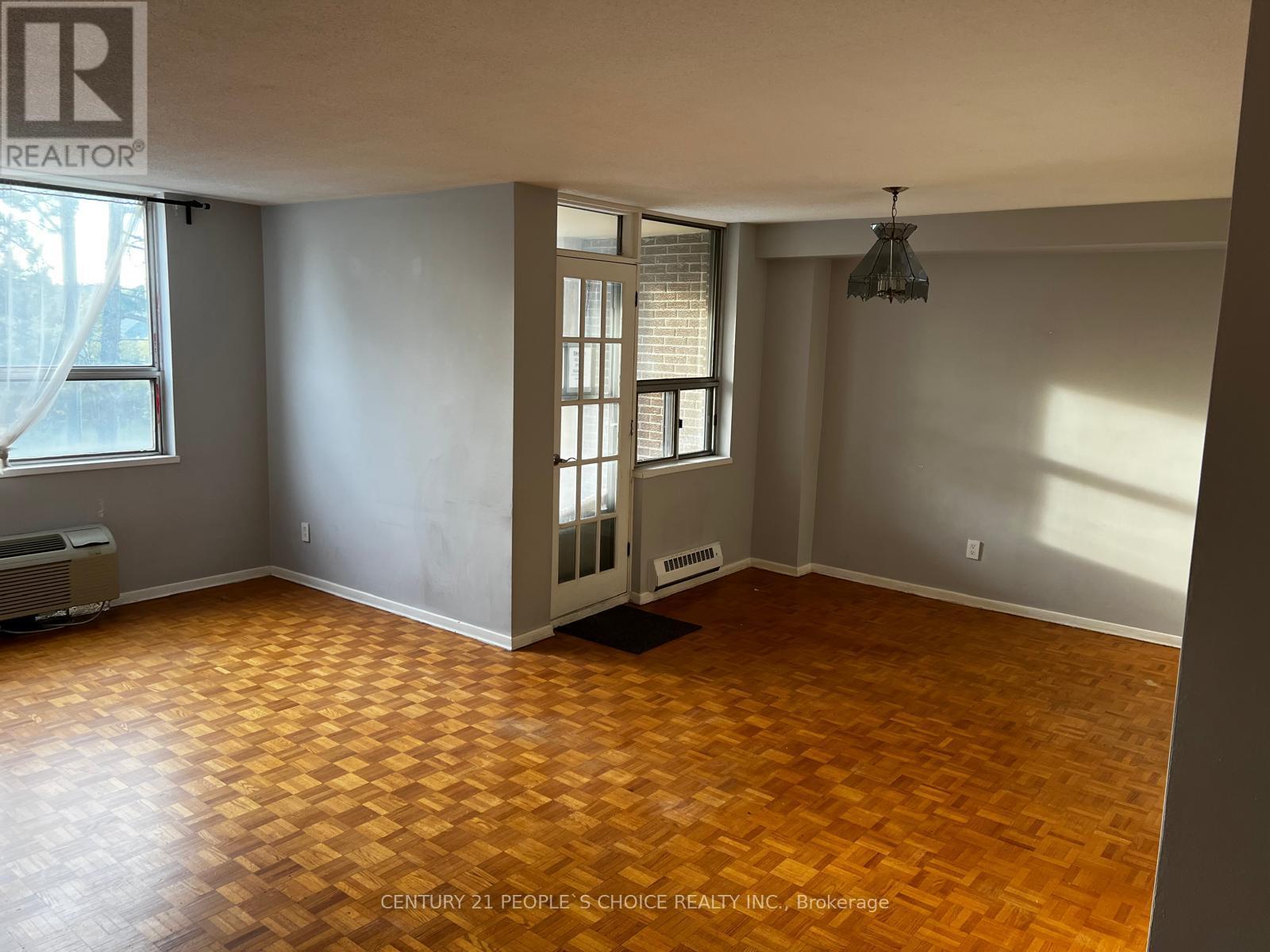 For sale: 309 - 2835 ISLINGTON AVENUE, Toronto (Humber Summit), Ontario ...