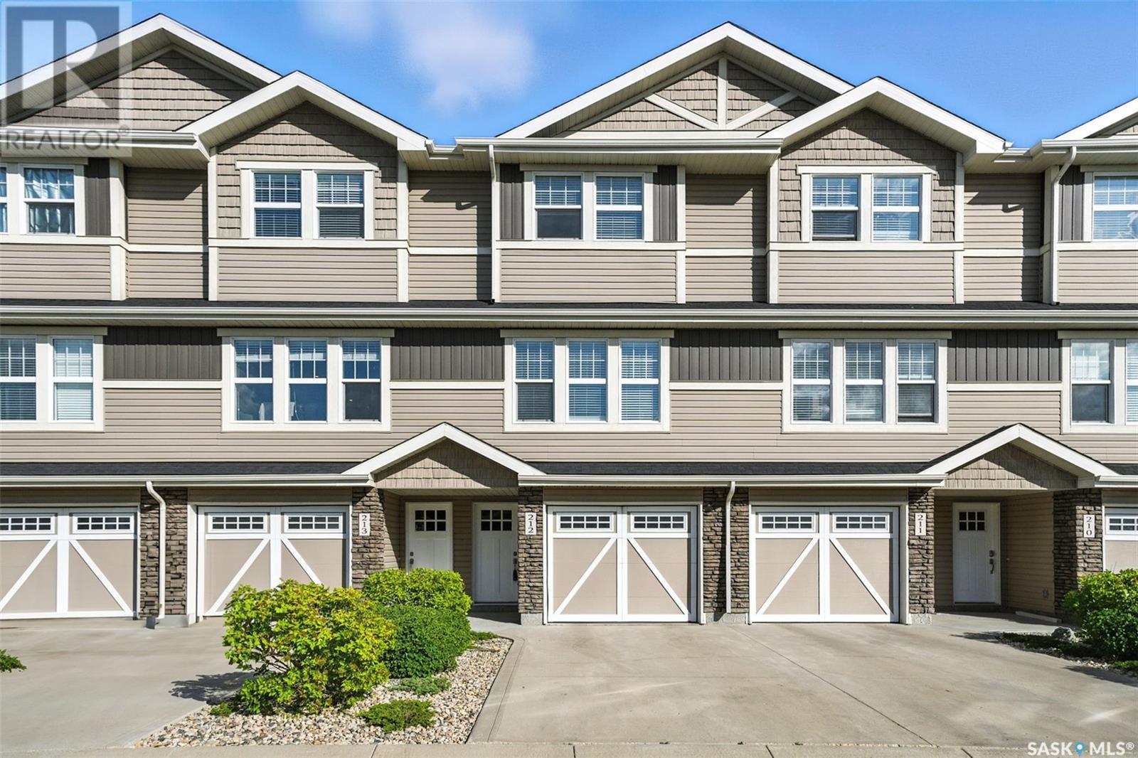 For sale: 212 542 Pringle CRESCENT, Saskatoon, Saskatchewan S7T0W9 ...