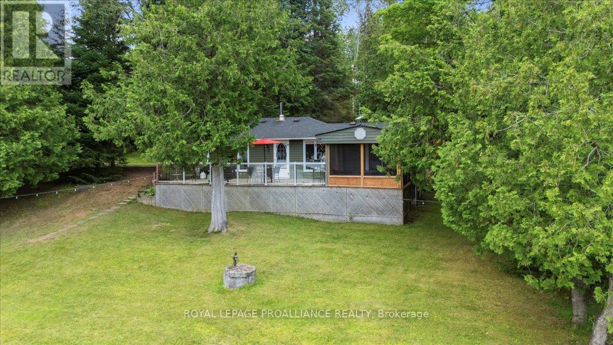 For sale: 17 HALCOMB LANE, Limerick, Ontario K0L1P0 - X12283706 ...