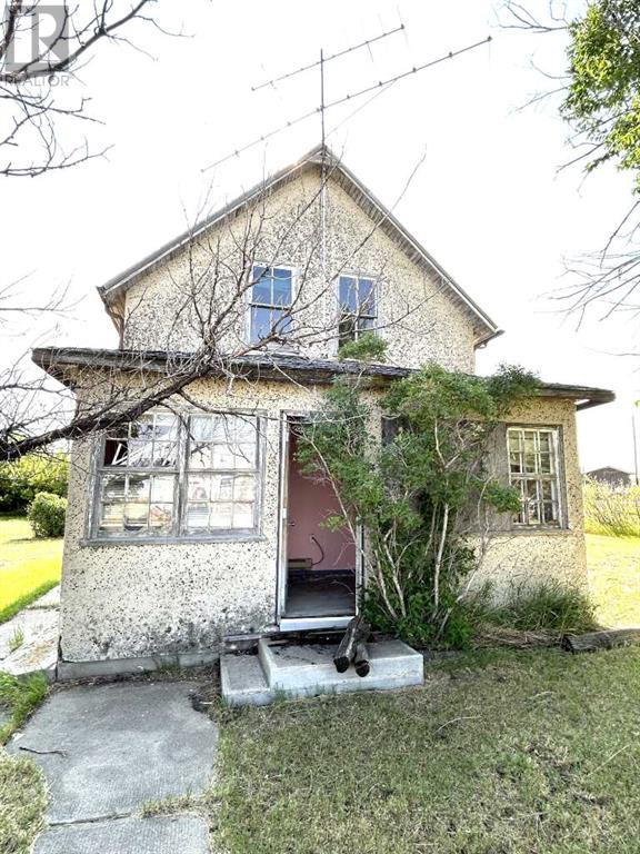 For sale: 337 2 Avenue, Walsh, Alberta T0J3L0 - A2239647 | REALTOR.ca