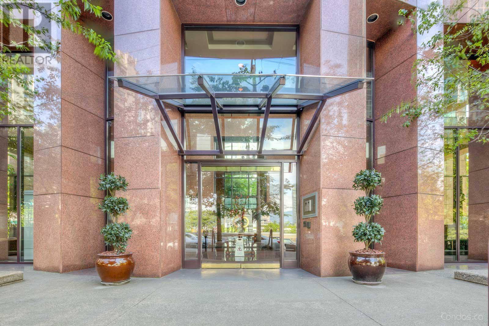 For sale: 3A 1500 ALBERNI STREET, Vancouver, British Columbia V6G3C9 ...