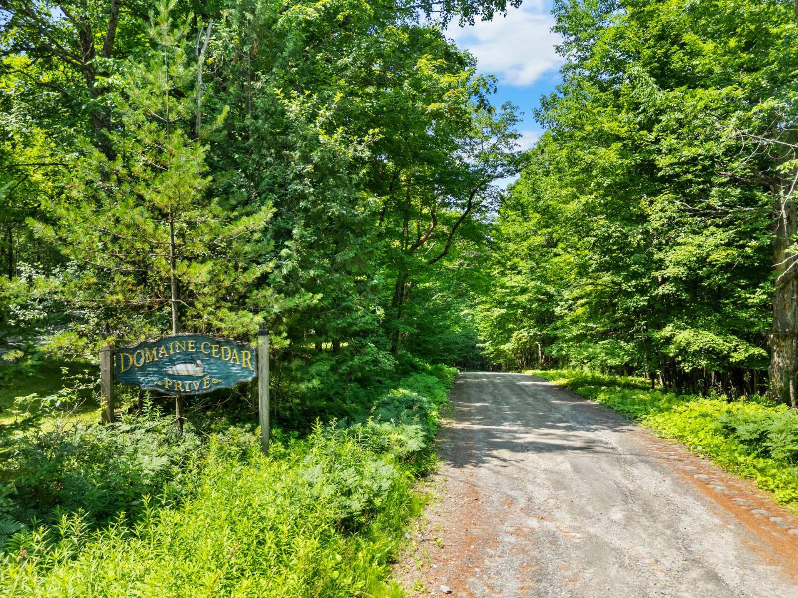 For sale: Ch. Descente 2, Ogden, Quebec J0B3E3 - 23184298 | REALTOR.ca