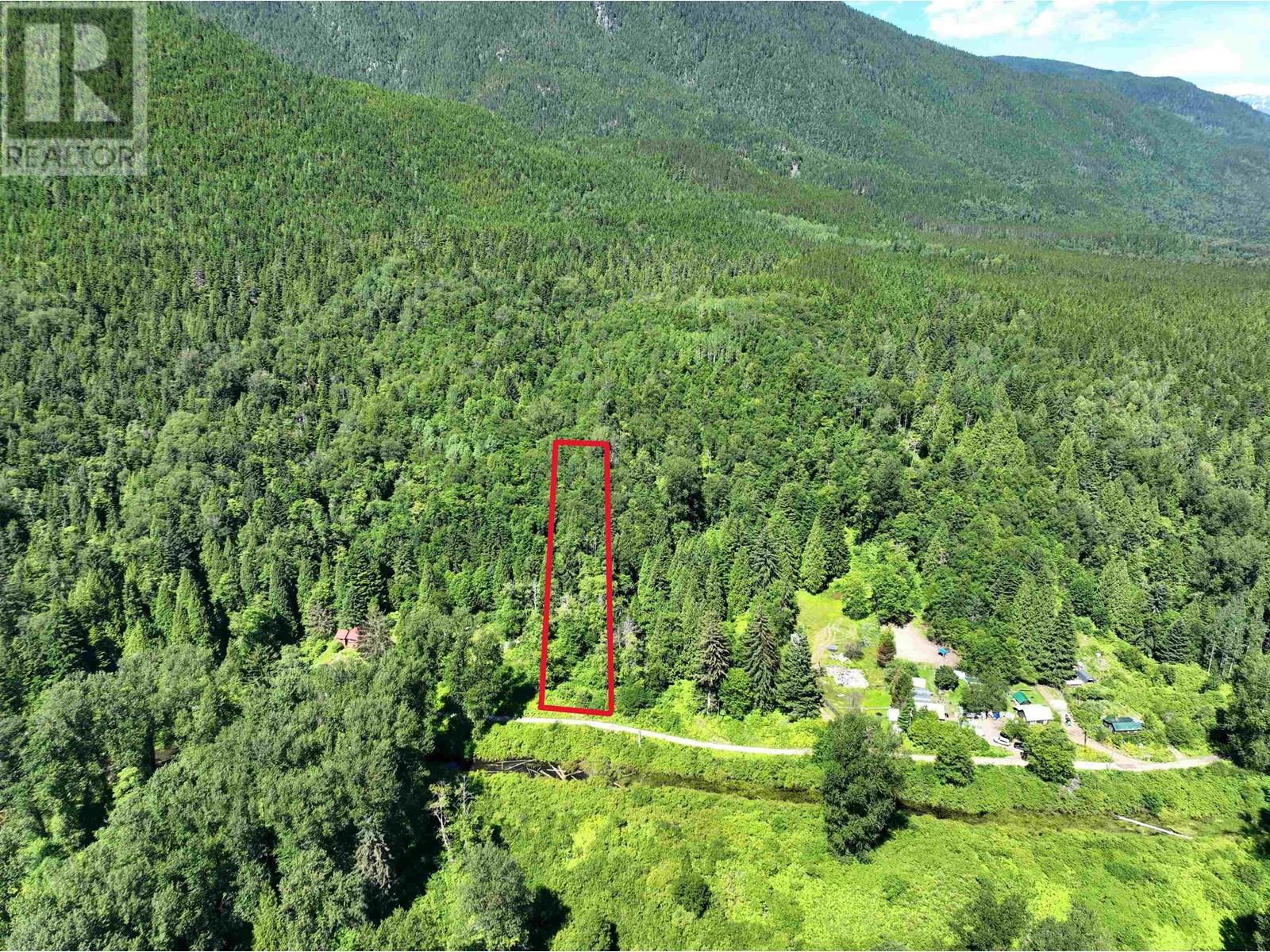 For sale: USK STATION ROAD, Terrace, British Columbia V8G4T5 - R3028095 ...