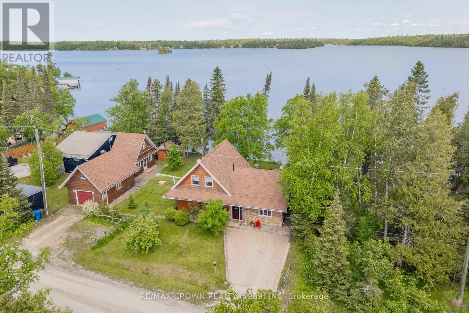 For sale: 99 LEFEBVRE PENINSULA ROAD, Moonbeam, Ontario P0L1V0 ...