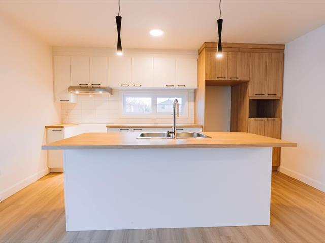 For rent: 738 Rue des Récoltes, #201, Saint-Isidore, Quebec G0S2S0 ...