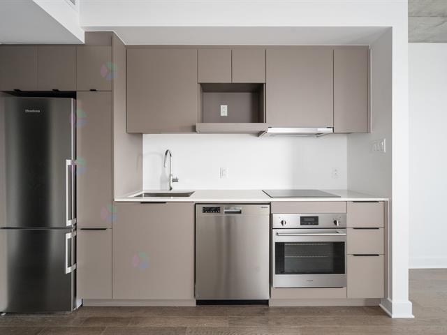 For sale: 101 Rue Peel, #215, Montréal (Le Sud-Ouest), Quebec H3C0Y1 ...