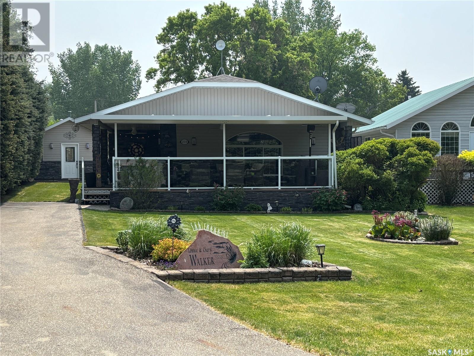 For sale: 219 Sovereign CRESCENT, Coteau Beach, Saskatchewan S0L0G0 ...