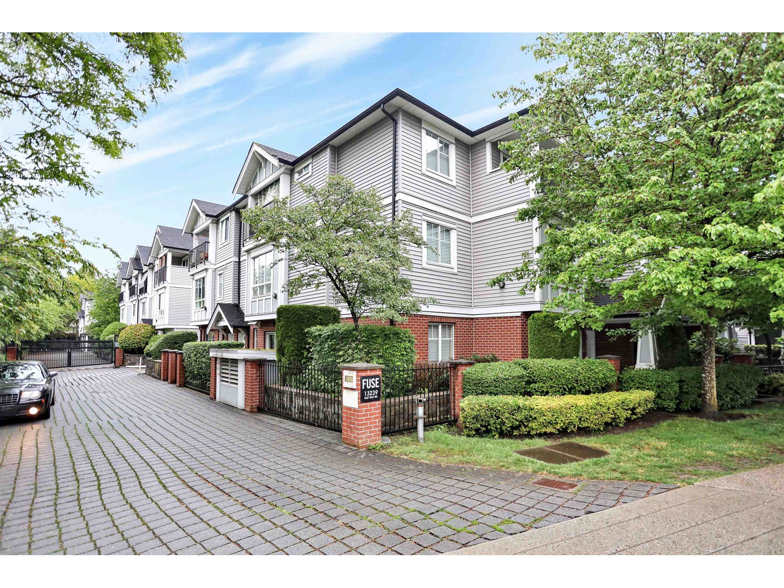 For sale: 40 13239 OLD YALE ROAD, Surrey, British Columbia V3T3C5 ...