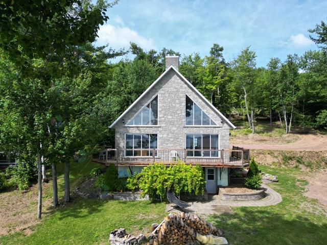 For sale: 74 Ch. du Domaine-de-la-Pointe, Escuminac, Quebec G0C2M0 ...
