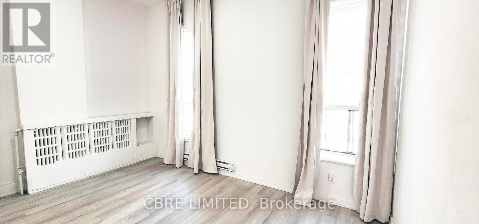 À louer : 2ND & 3RD FLOOR - 645 YONGE STREET, Toronto (Church-Yonge ...