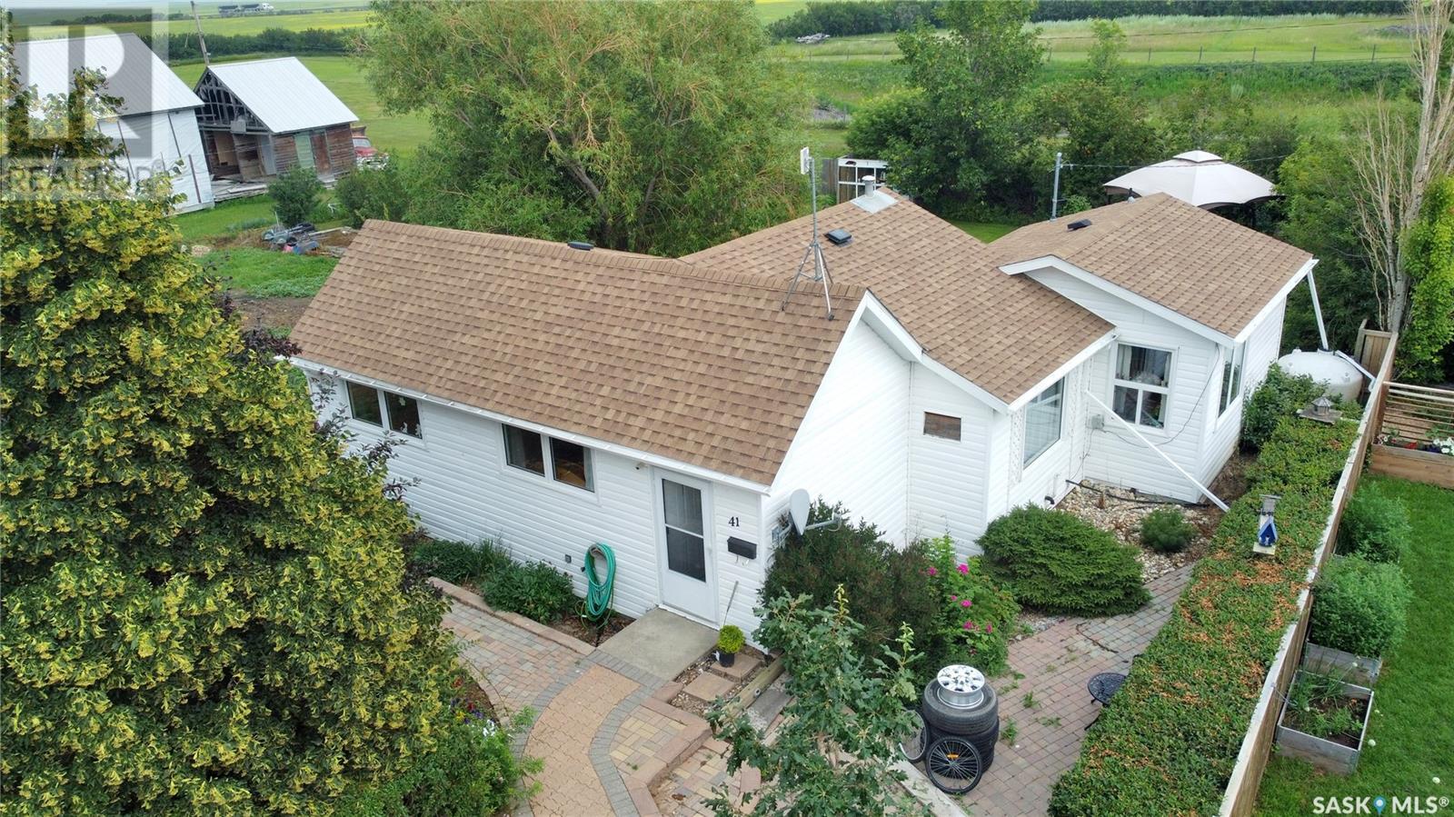 For sale: 41 MAIN STREET, Tuxford, Saskatchewan S0H4C0 - SK013983 ...