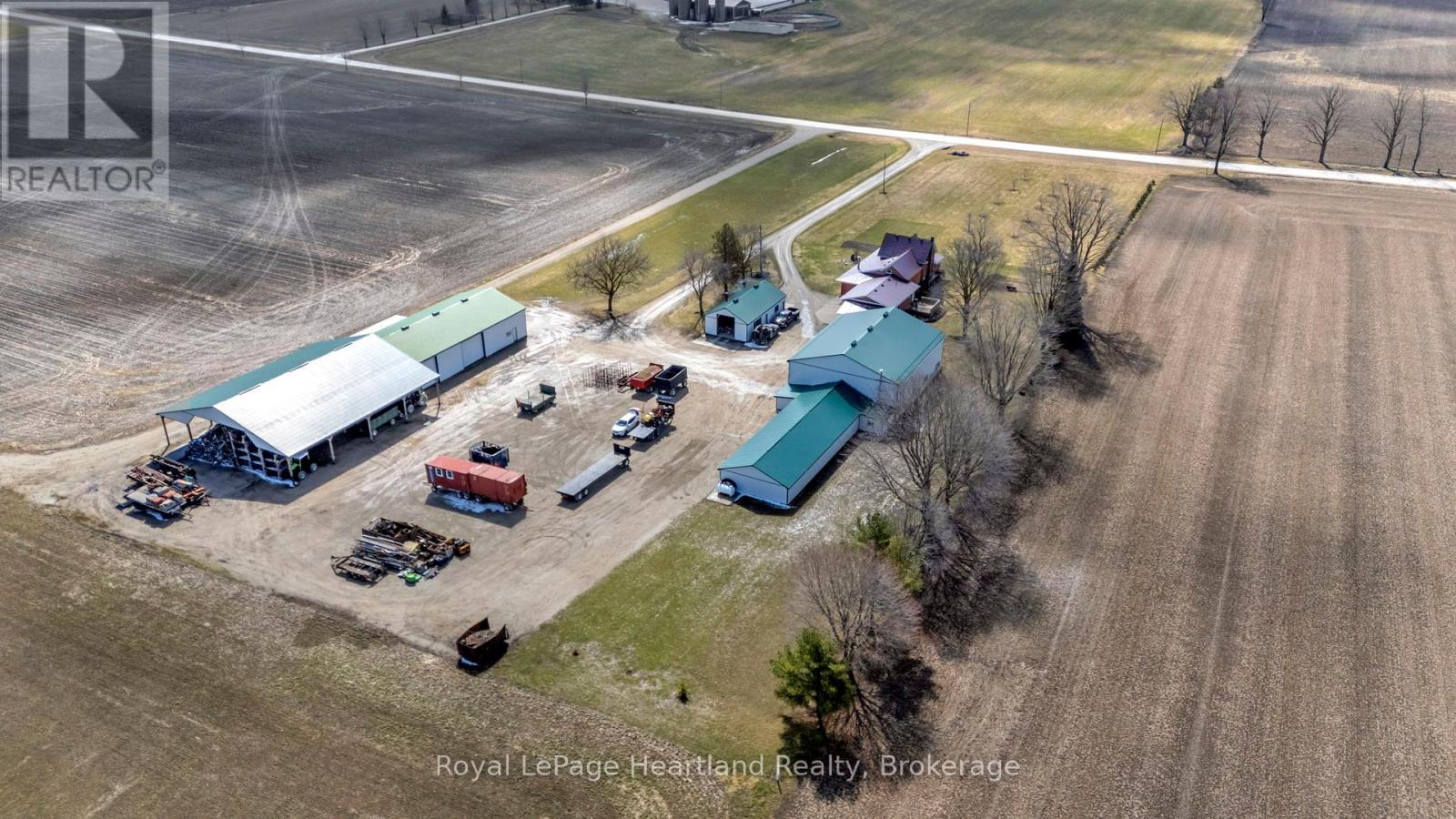 À vendre : 45870 CREAMERY ROAD, Howick, Ontario N0G1V0 - X12318819 ...