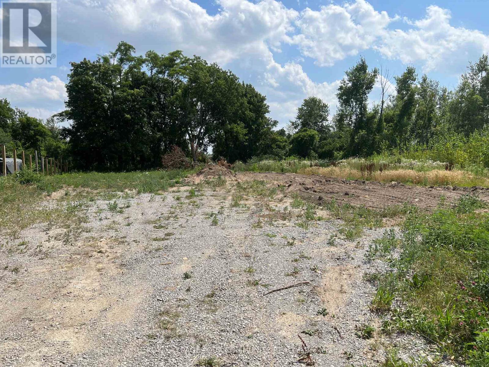 For sale: 21 DRAPER STREET, Georgina (Keswick North), Ontario L4P3C8 ...