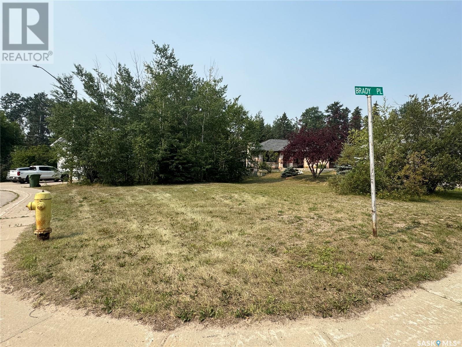 For sale: 972 Brady PLACE, La Ronge, Saskatchewan S0J1L0 - SK014326 ...