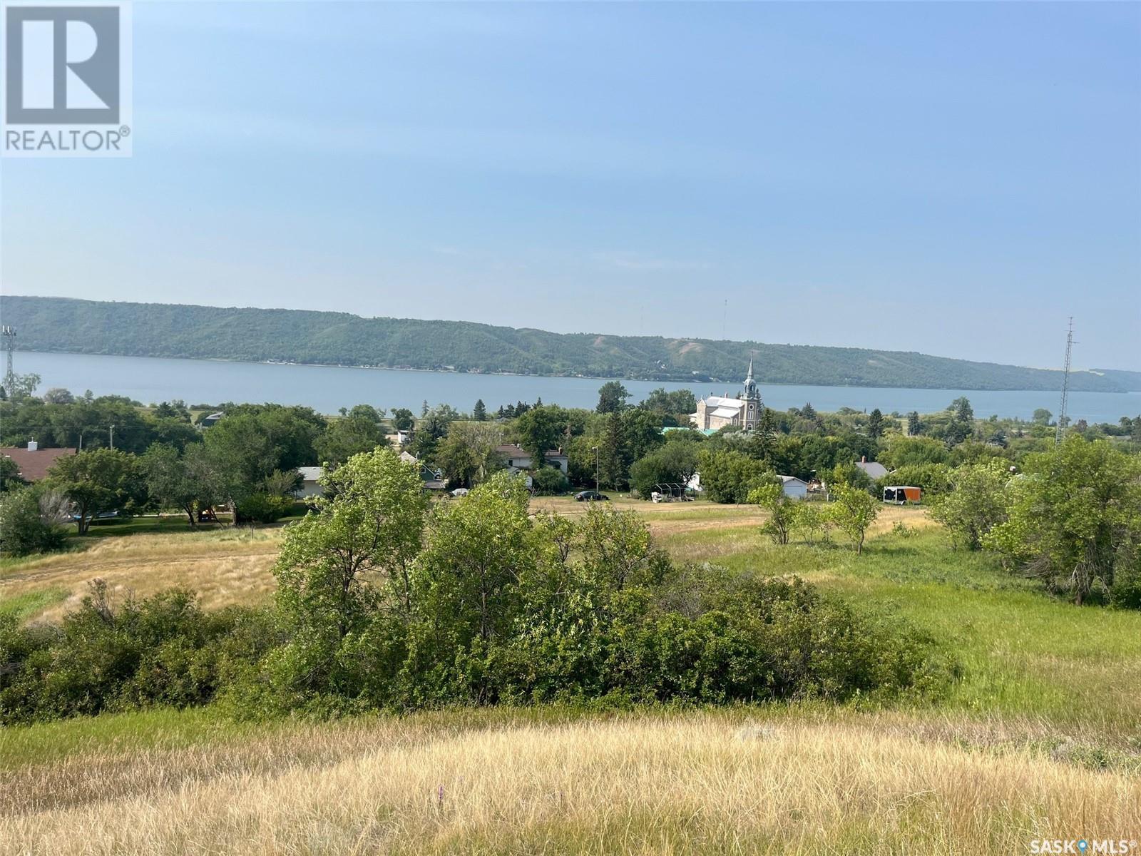 For sale: Lebret Acreage, Lebret, Saskatchewan S0G2Y0 - SK014447 ...