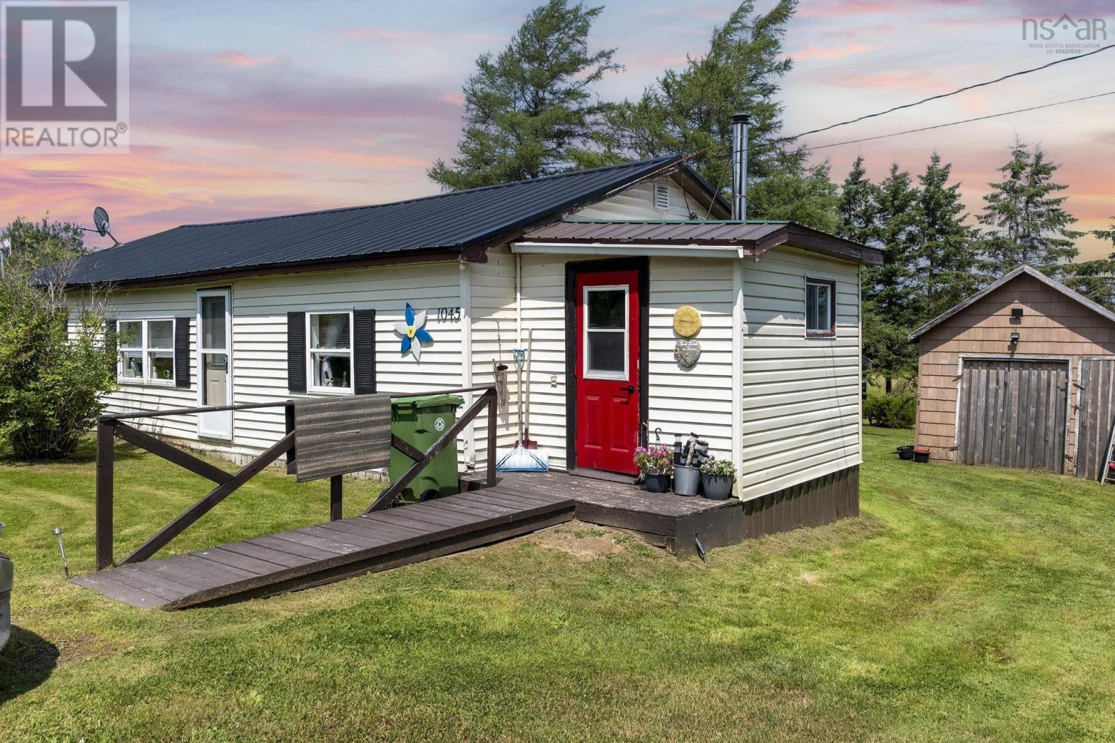 For sale: 1045 Old Pictou Road, Riversdale, Nova Scotia B6L2L9 ...